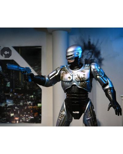 Екшън фигура NECA Movies: Robocop - Battle Damaged Robocop with Chair ...