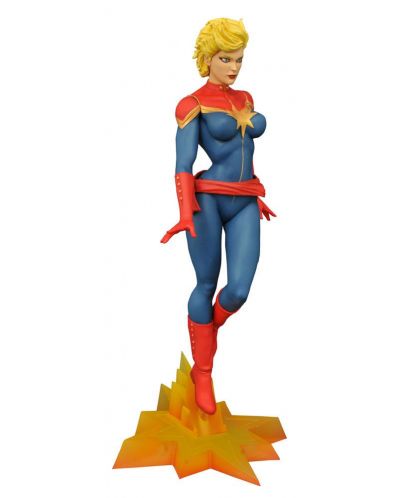 Фигура Marvel Femme Fatales - Captain Marvel Mohawk, 23 cm | Ozone.bg