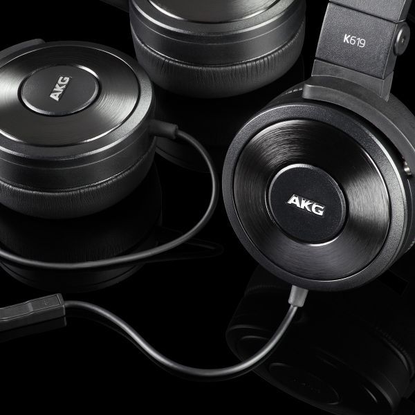Слушалки AKG K618 - черни | Ozone.bg
