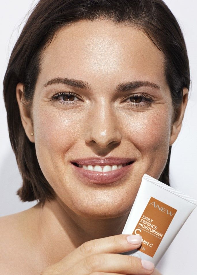 Avon Anew Дневен хидратиращ крем с Витамин С, SPF50, 50 ml | Ozone.bg