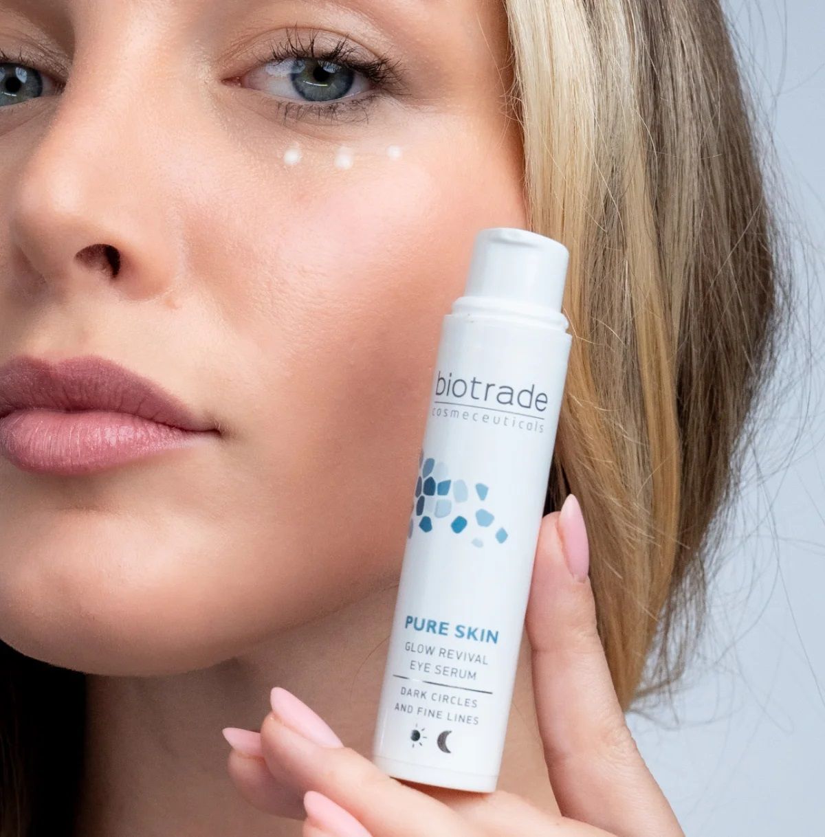 Biotrade Pure Skin Озаряващ околоочен серум, 15 ml | Ozone.bg