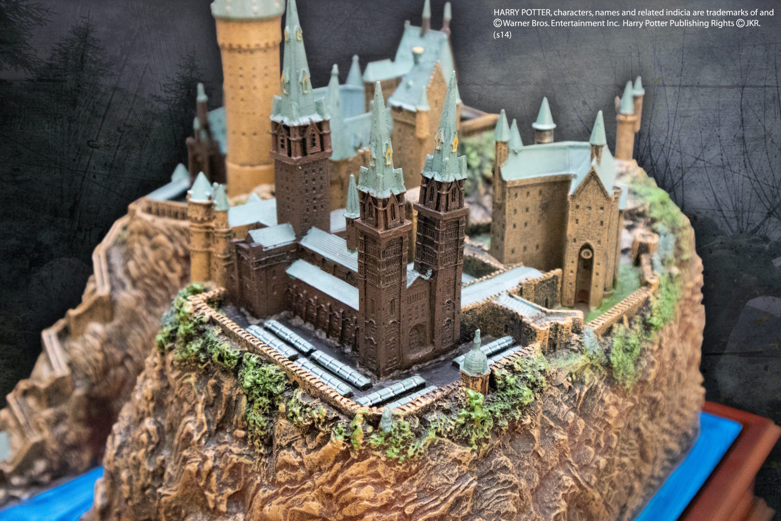 Диорама The Noble Collection Movies: Harry Potter - Hogwarts, 33 cm | Ozone.bg