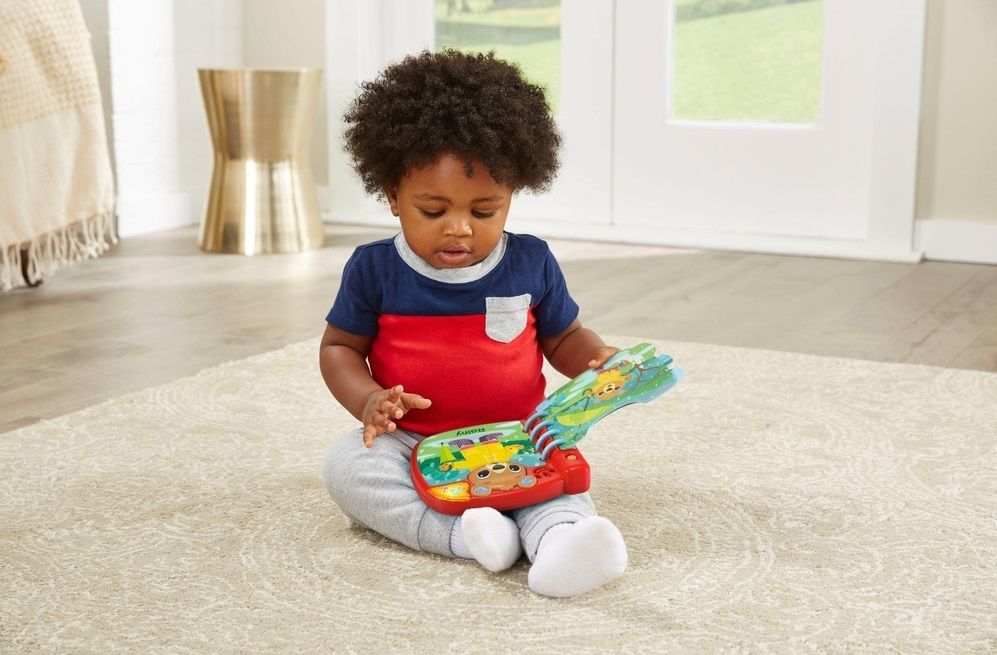 Интерактивна играчка Vtech - Книжка 4 сезона (на английски език) | Отлична цена | Ozone.bg