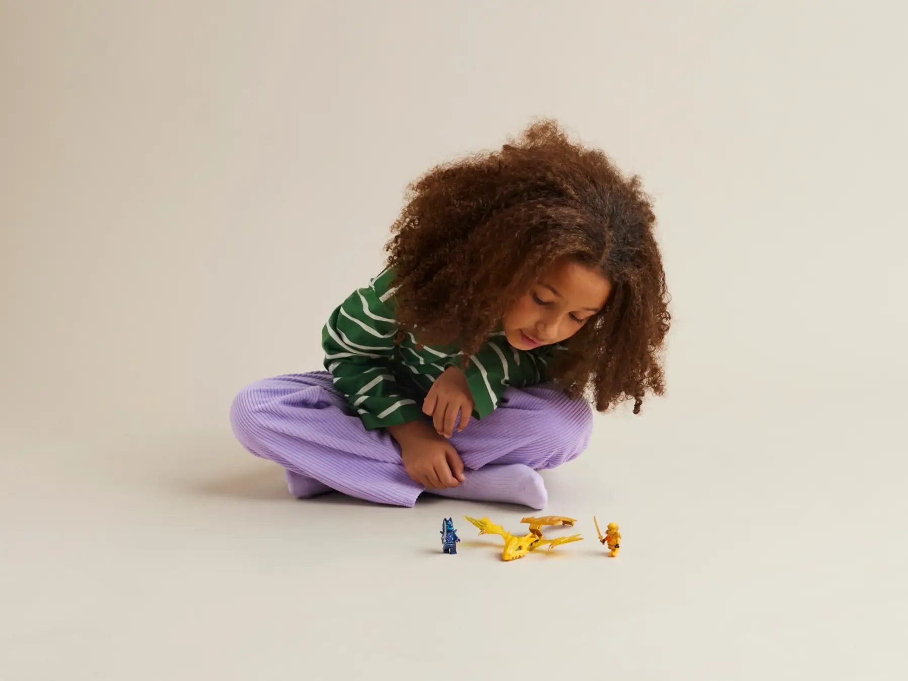 Конструктор LEGO Ninjago - Ударът на дракона на Арин (71803) | Отлична ...