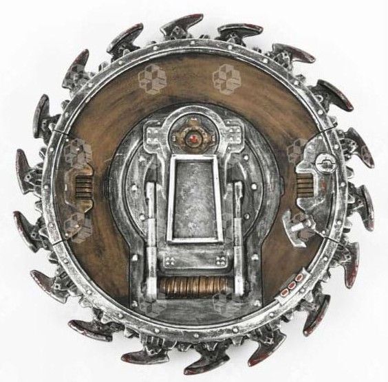 Мини реплика DEVPlus Games: Doom The Dark Ages - Shield Saw, 18 cm ...