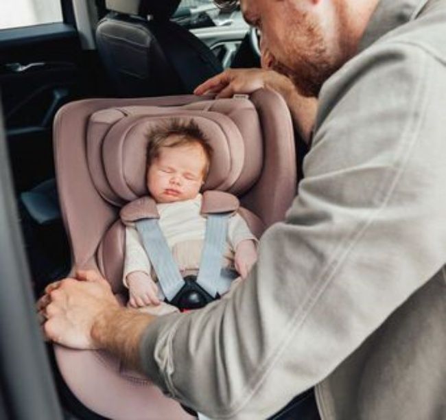 Стол за кола Britax Romer - Dualfix Pro, IsoFix, i-Size, 40-105 cm ...