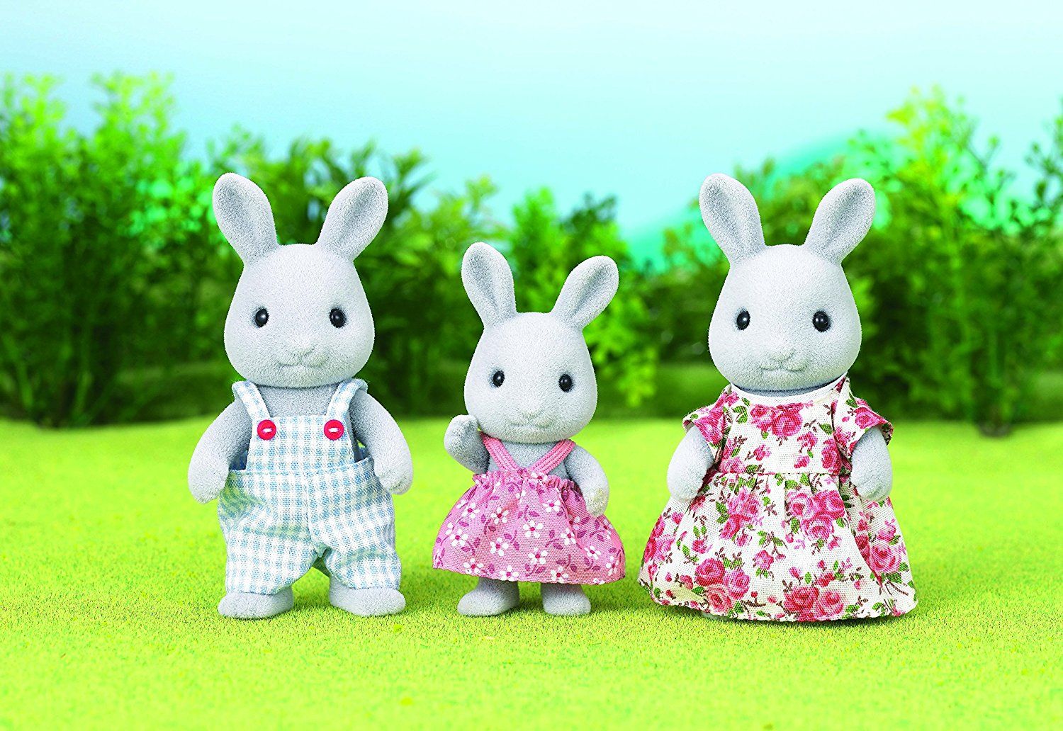 Комплект фигурки Sylvanian Families - Семейство зайчета, сиви | Отлична ...
