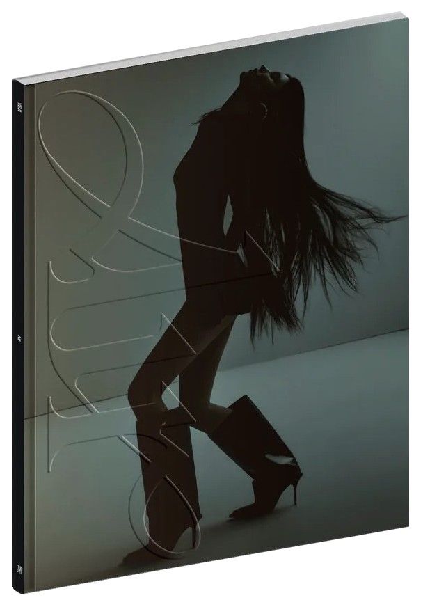 Yeji (Itzy) - Air, Photobook, A Version (CD Box) Отлична цена | Ozone.bg