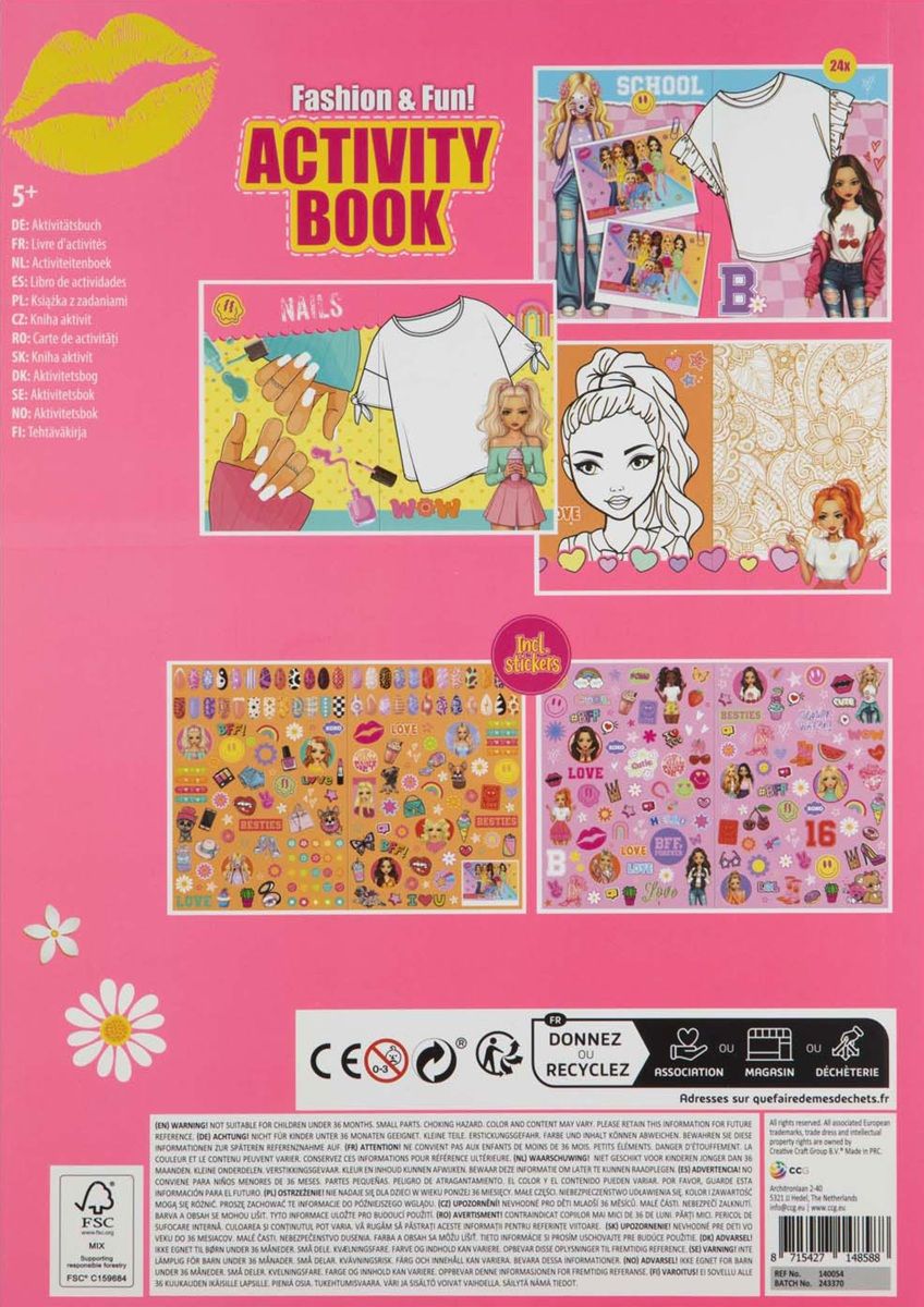 Занимателна книжка Moxy Besties - С 24 листа със стикери | Ozone.bg